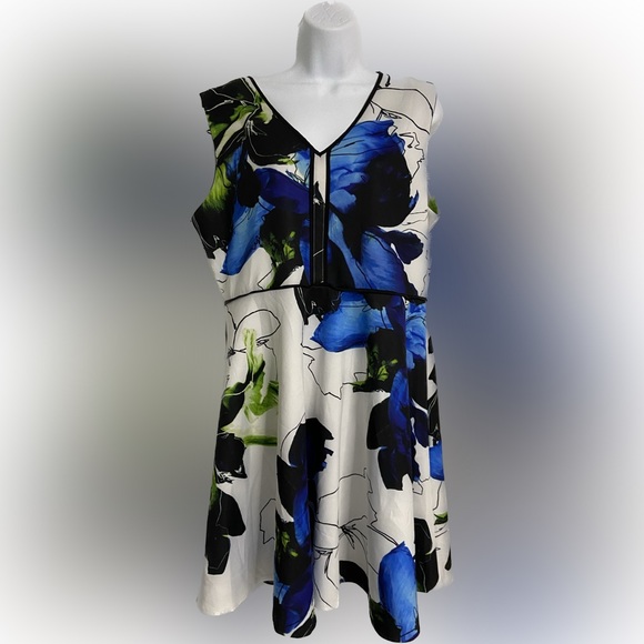 Reed | Dresses | D2 Reed Blue Floral Fit Flare Neoprene Midi Dress ...
